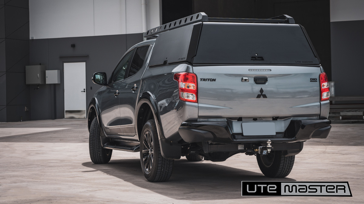 UteMaster Centurion Canopy with Central Locking to suit Mitsubishi ...